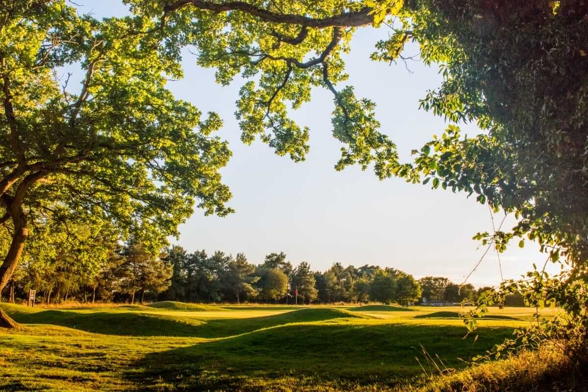 Hole 1 | Newbury & Crookham Golf Club